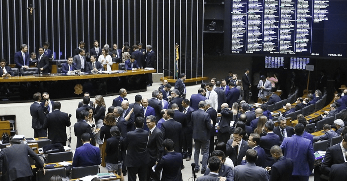 Câmara Aprova Projeto Que Aumenta Pena Para Crime De Injúria Racial