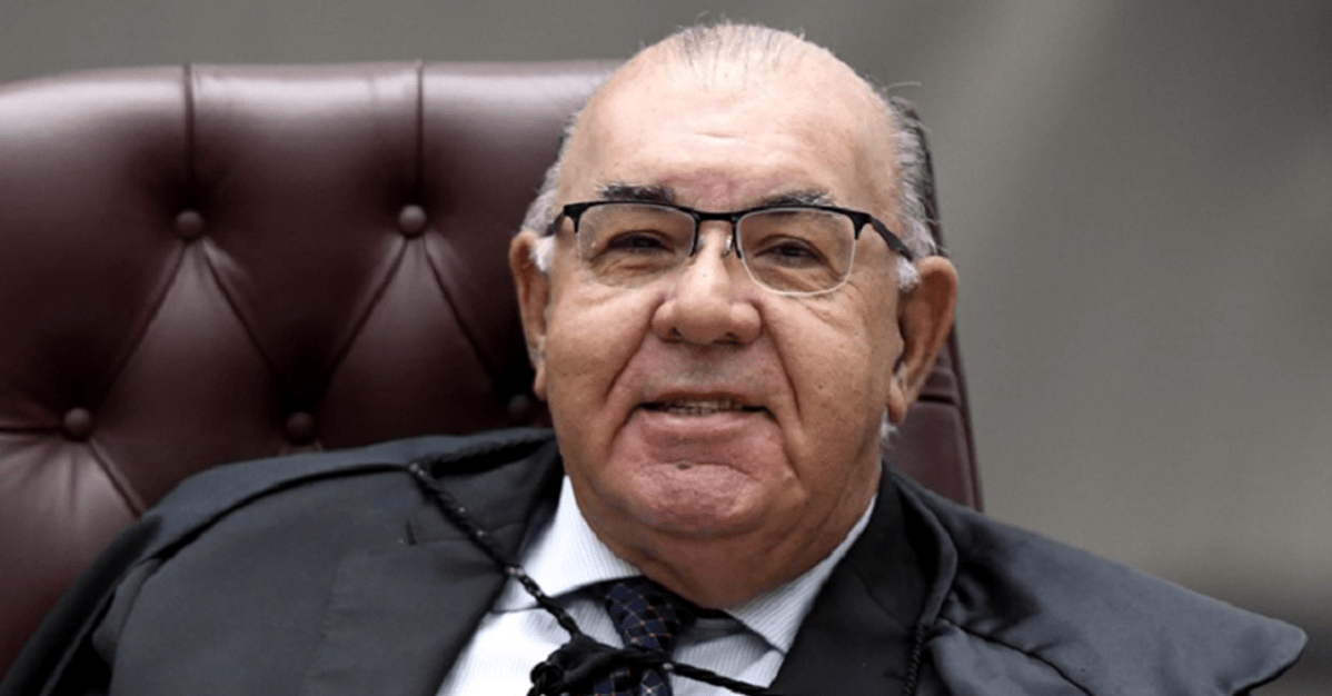 Em última sessão do ano, STJ homenageia ministro Jorge Mussi - Migalhas