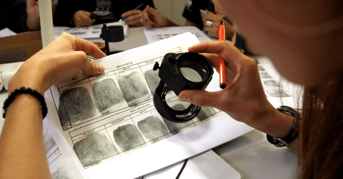 Papiloscopista explica como PF reconhece participantes de ato golpista ...