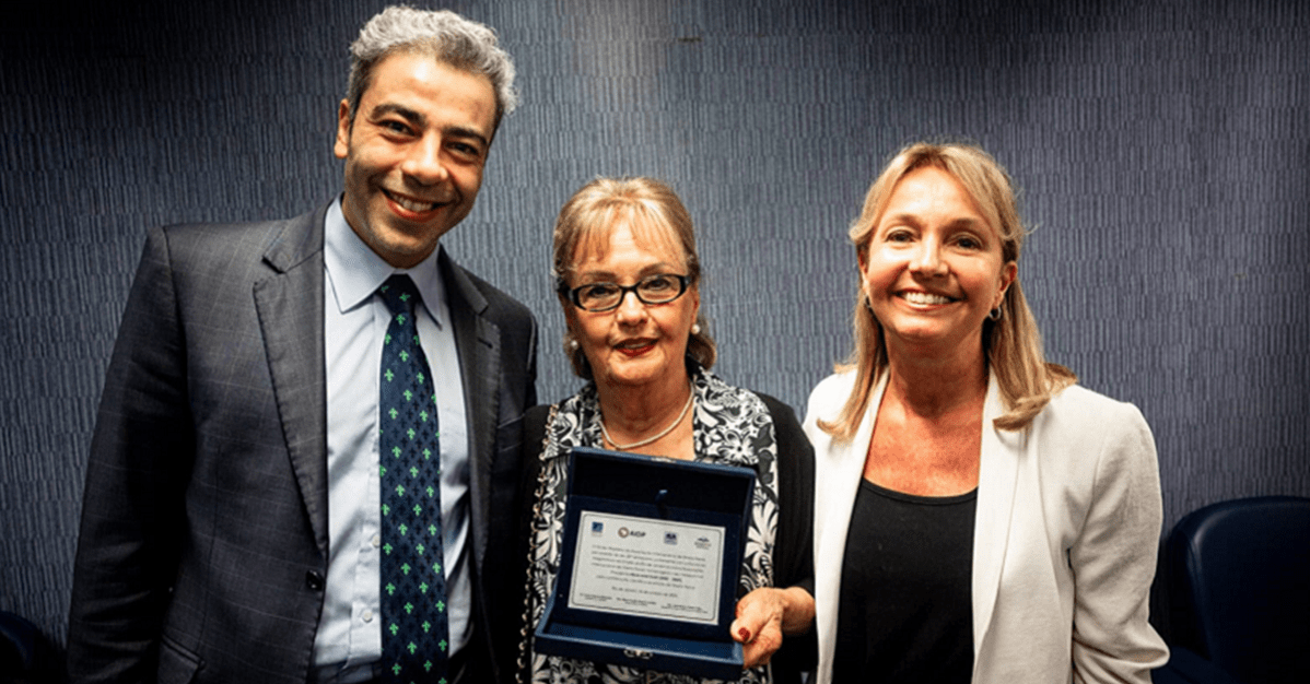 René Dotti é homenageado no evento "Direito Penal no Século 21" - Migalhas