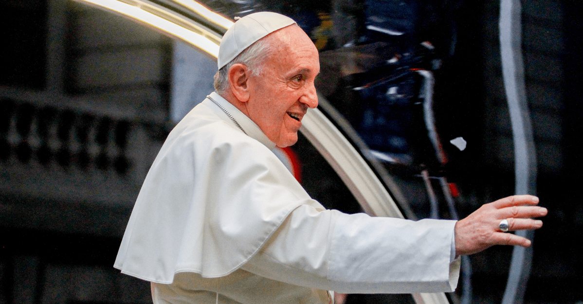 Último gesto: Papa Francisco doou 200 mil euros a centro de detenção ...