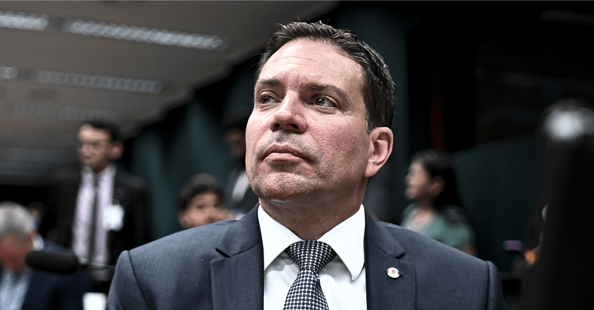 Por unanimidade, STF mantém processo contra Ramagem - Migalhas