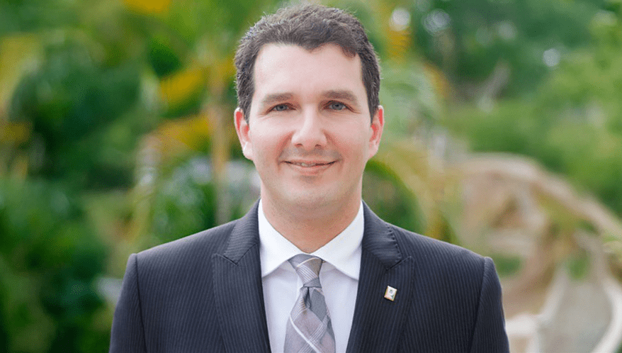 Advogado brasileiro é aprovado no "Bar Exam" de Nova Iorque - Migalhas