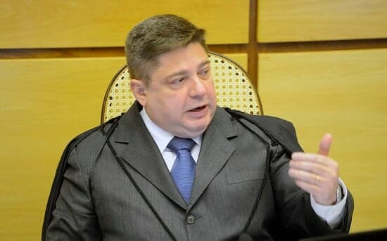 STJ julgará necessidade de se comprovar feriado de segunda-feira de ...