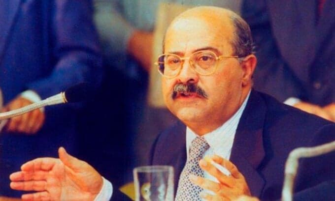 Condenação de PC Farias por esquema de corrupção completa 25 anos ...